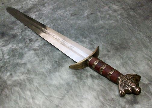 Fully funcional custom swords with high carbon steel blades