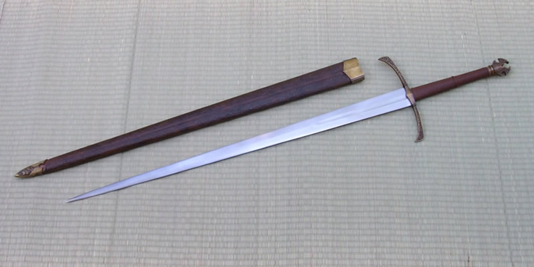 Fully funcional custom swords with high carbon steel blades