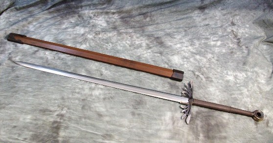 Fully funcional custom swords with high carbon steel blades